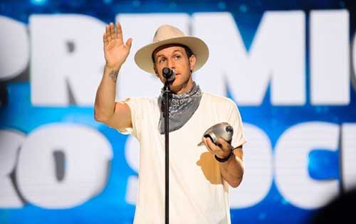 Axel premiado por Nickelodeon | La Agencia - Contrataciones de Artistas